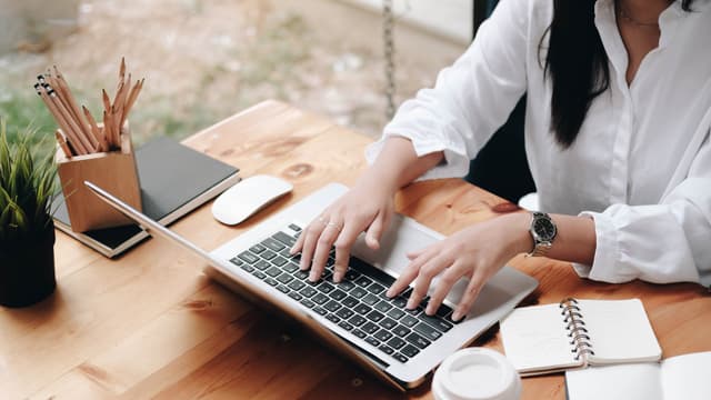 How to follow up on an email with no response (with templates) | Fyxer