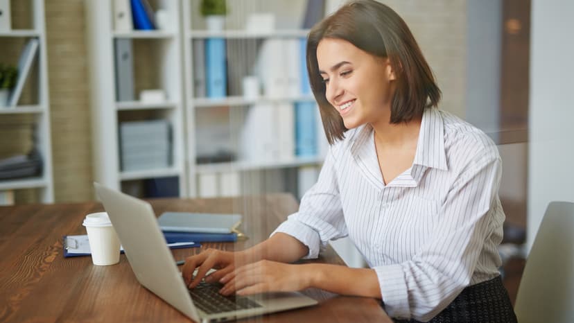 How to write a professional reply email (with templates)